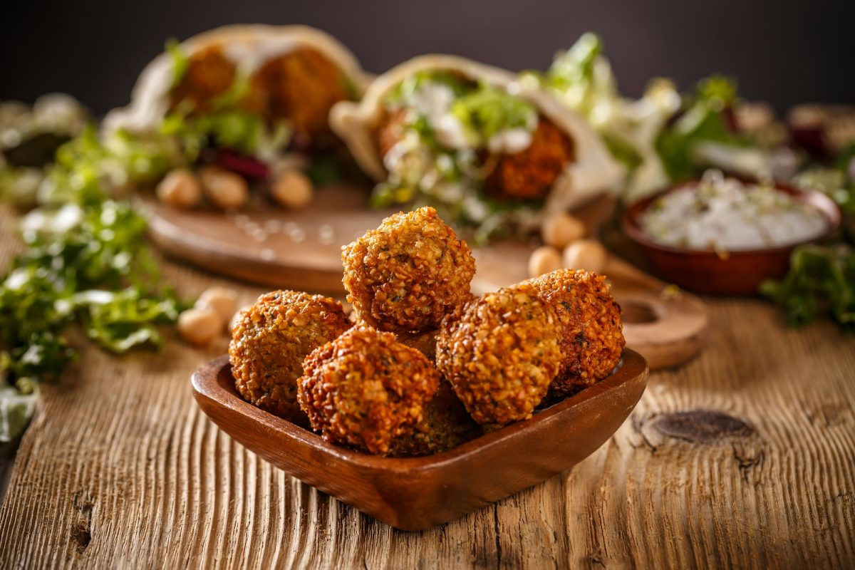 How Israeli Cuisine Embodies Jewish Cultural Heritage - cultursmag